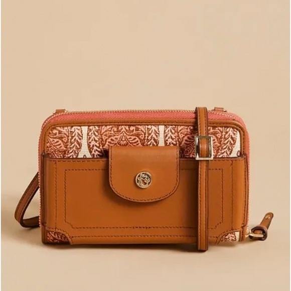 Spartina 449 | Bags | Spartina 449 Multi Phone Crossbody Bag | Poshmark